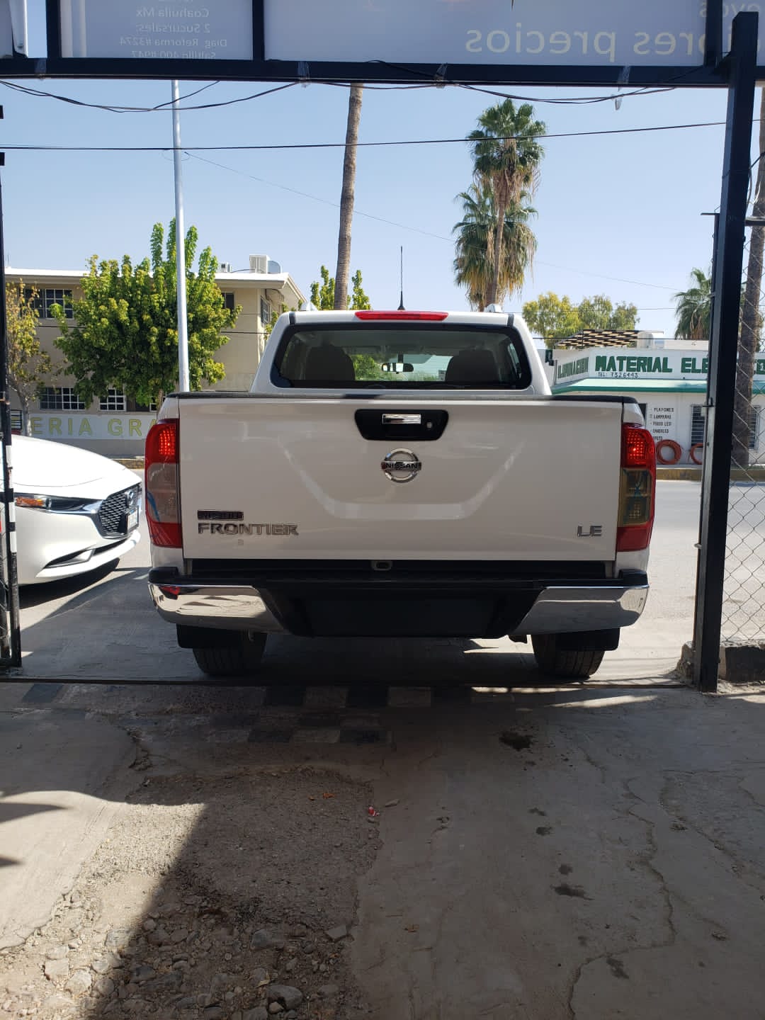 NISSAN NP300 FRONTIER LE 2018 – AutoPowerTRC